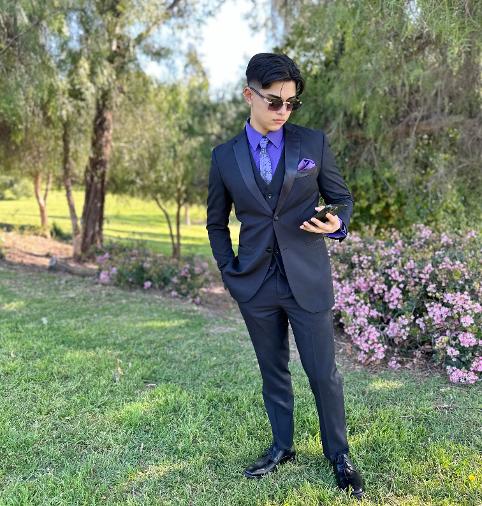 ClassActTuxedo1@aol.com